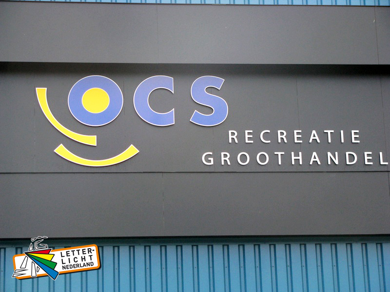 Letters voor binnen- en buitenreclame - Gevelbelettering, reclameborden ...